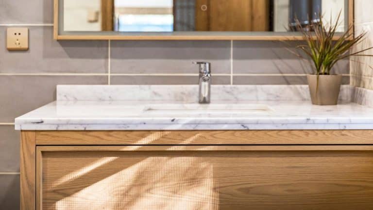 What to Look for When Choosing a Bathroom Vanity Top