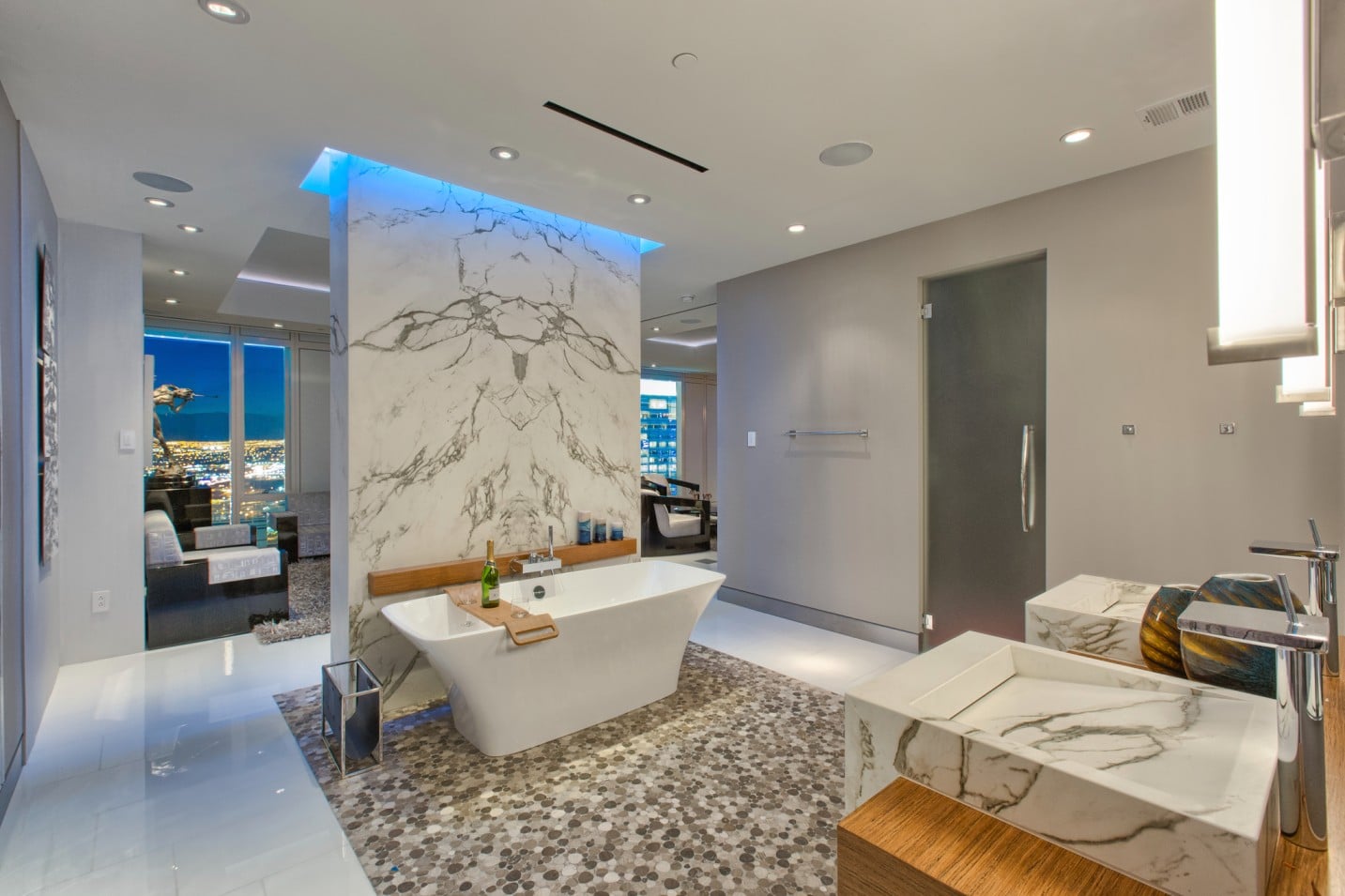 Aura - Accent Countertops